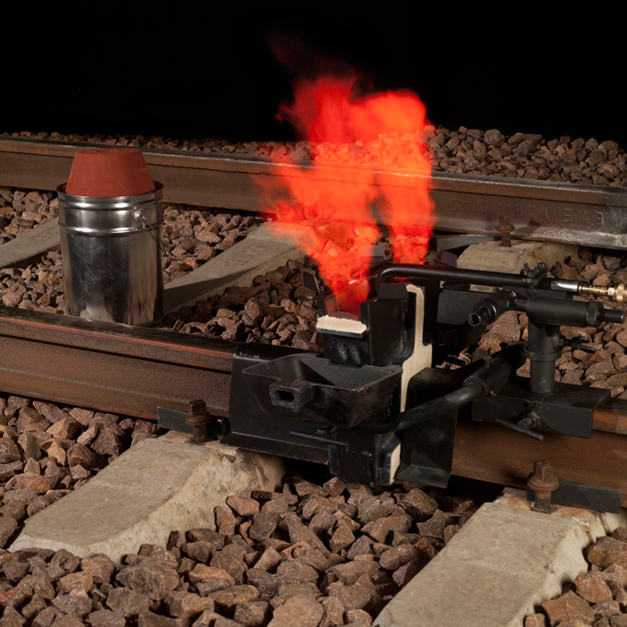 Procedimiento de soldadura Thermit® incl. los materiales de consumo ...